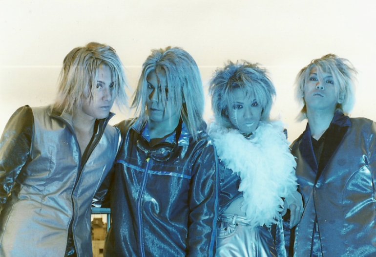 Alive / HuMaN Automation - AlteMissioN | vkgy (ブイケージ)