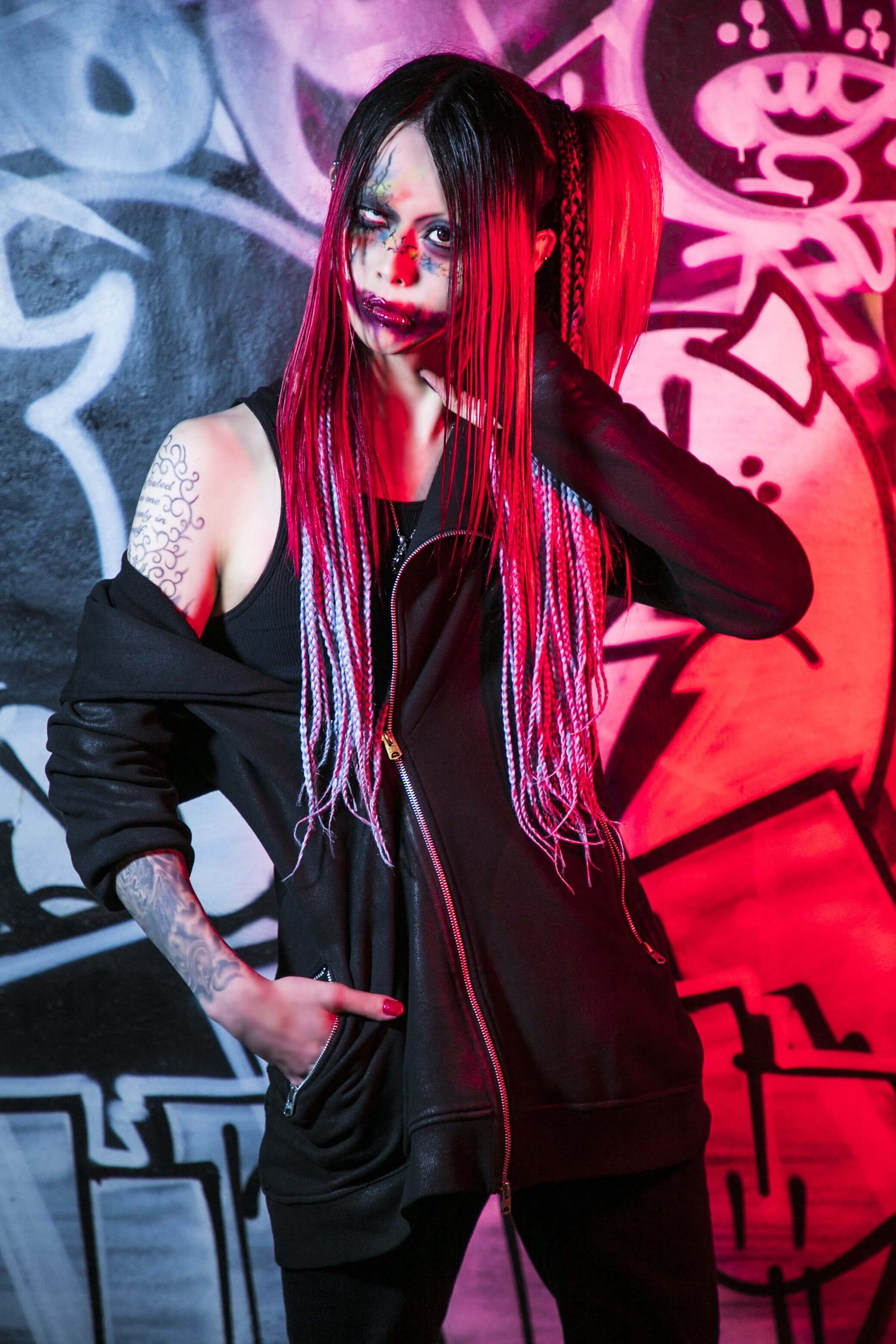 × -BATSUMARU- (× -バツマル-) G. Misaki (魅咲) solo photo | vkgy (ブイケージ)