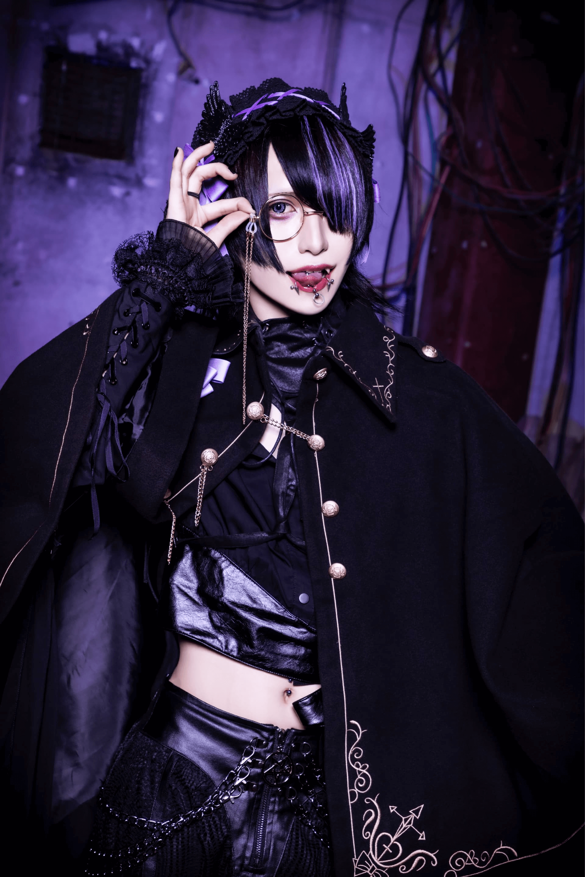 × -BATSUMARU- (× -バツマル-) V. Shigure Maru (紫紅まる) solo photo | vkgy (ブイケージ)