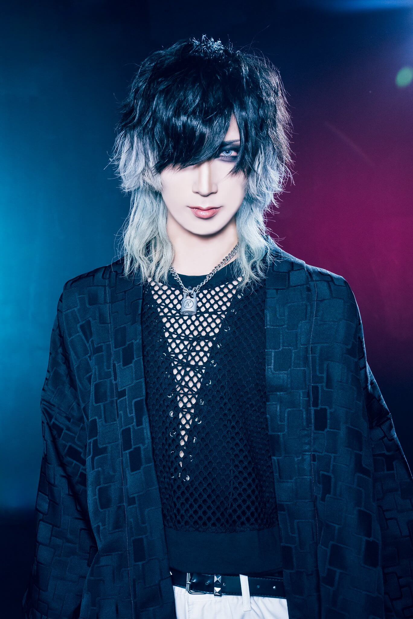 NA.NA solo photo | vkgy (ブイケージ)