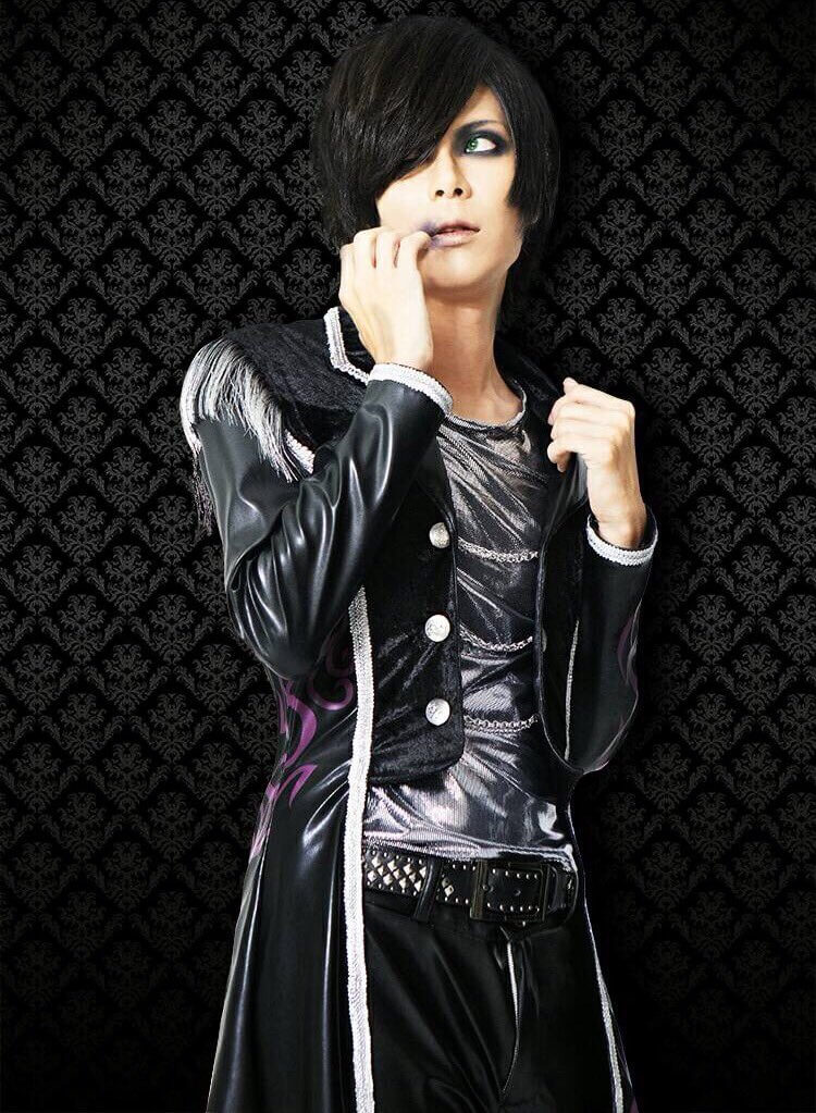 ALGRAD D. Tsubaki (椿季) solo photo | vkgy (ブイケージ)