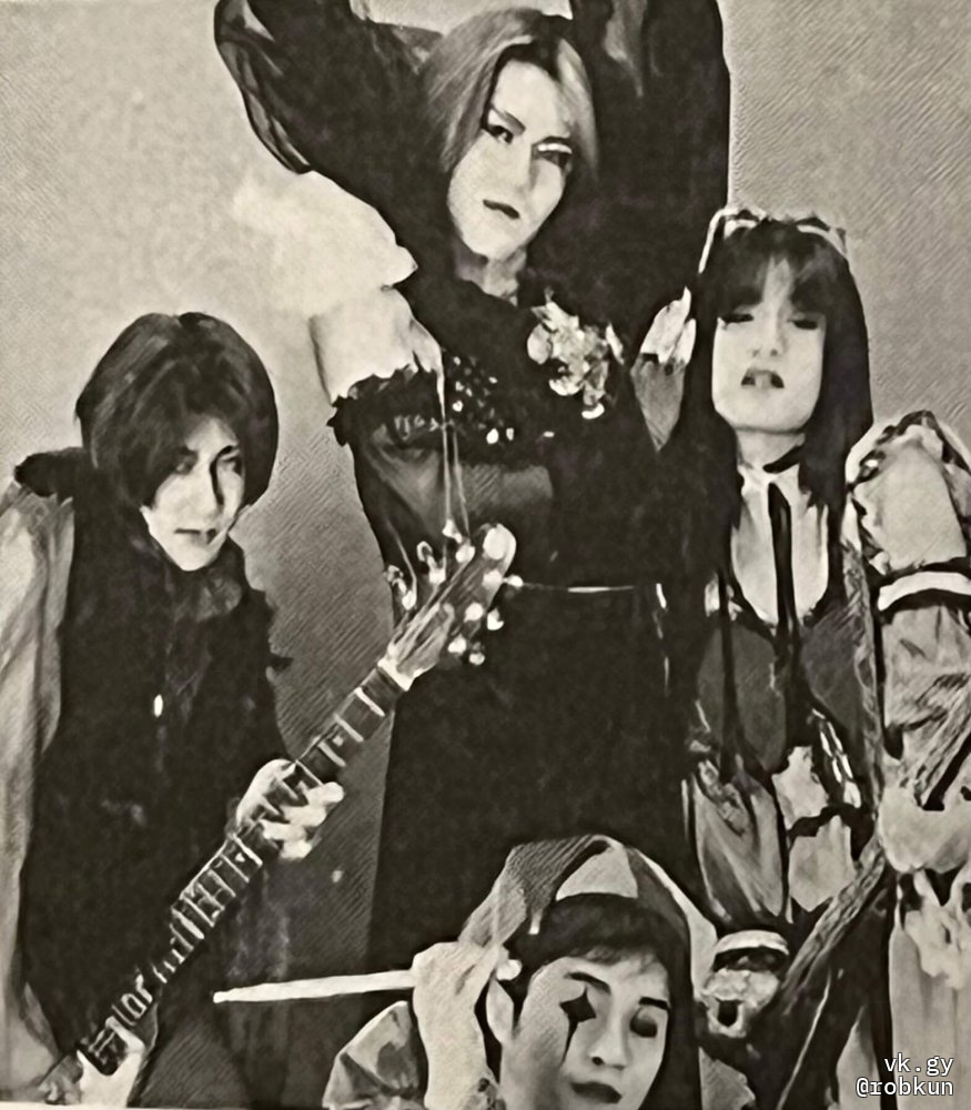 Sentimental Ghosts group photo | vkgy (ブイケージ)