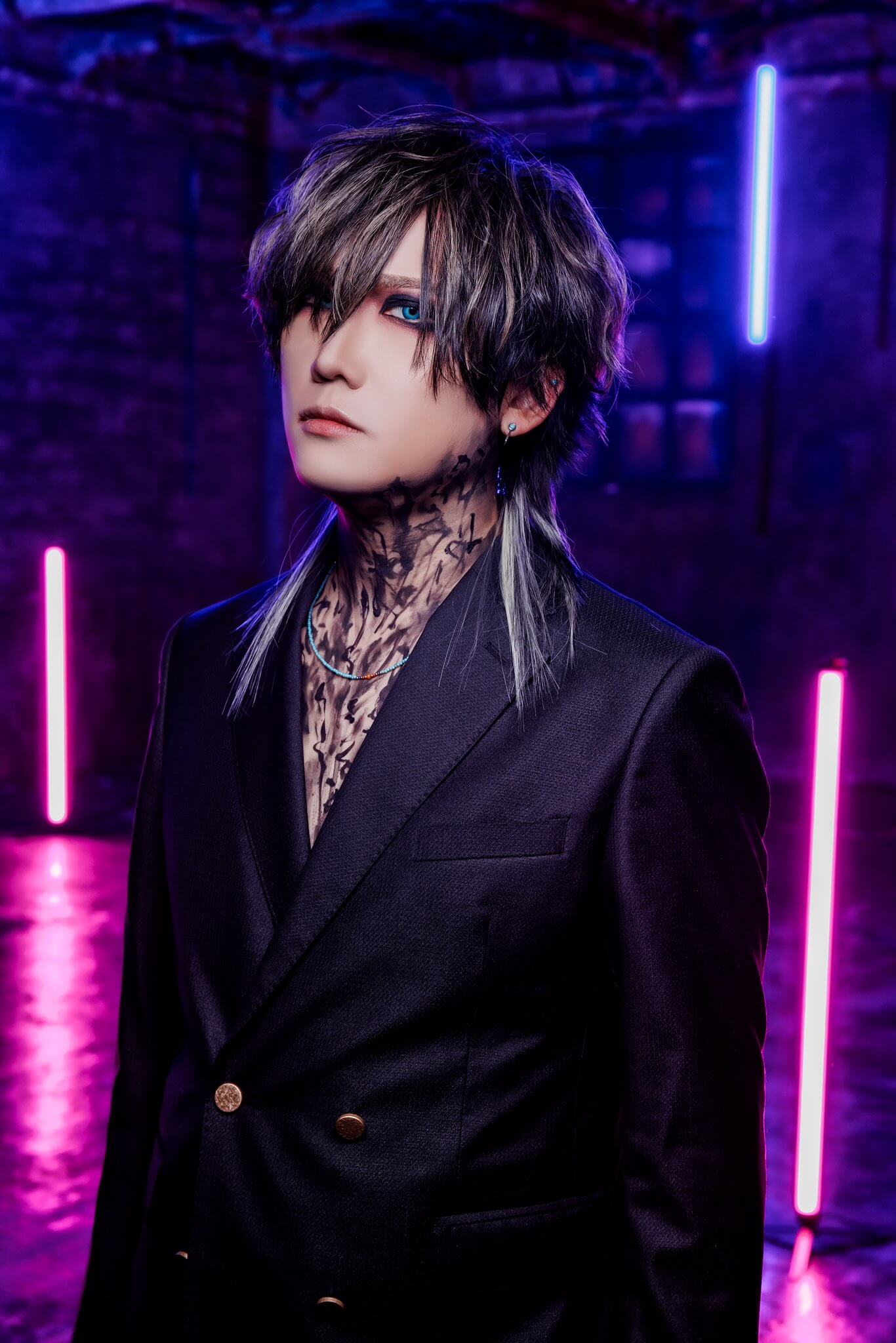 Nyx (nyx-shanghai) V. Jinghua (鏡華) solo photo | vkgy (ブイケージ)