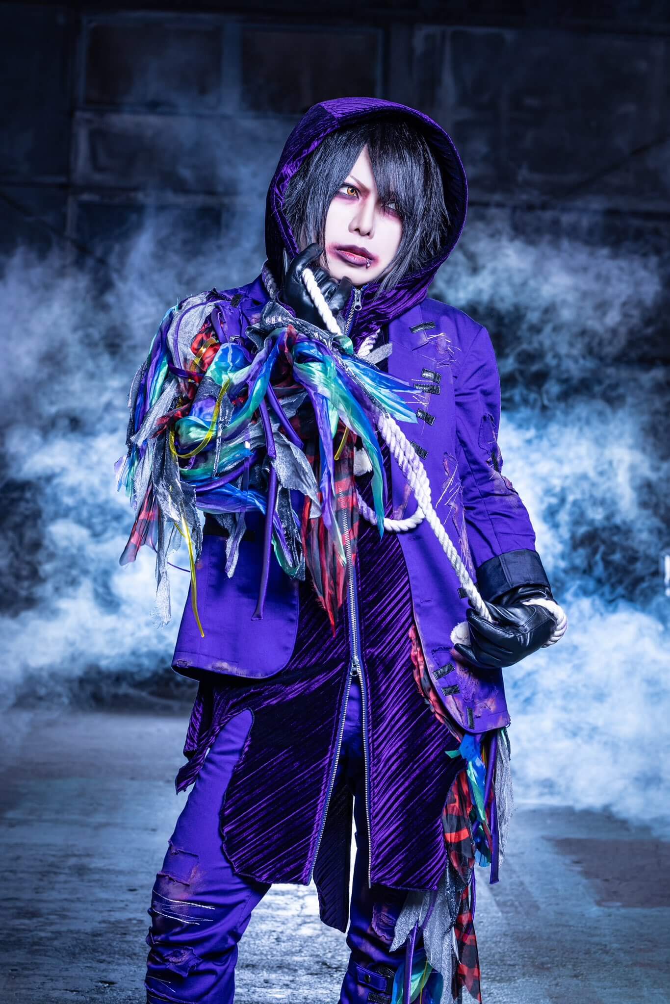 MISUI (ミスイ) V. Ryu (柳) solo photo | vkgy (ブイケージ)