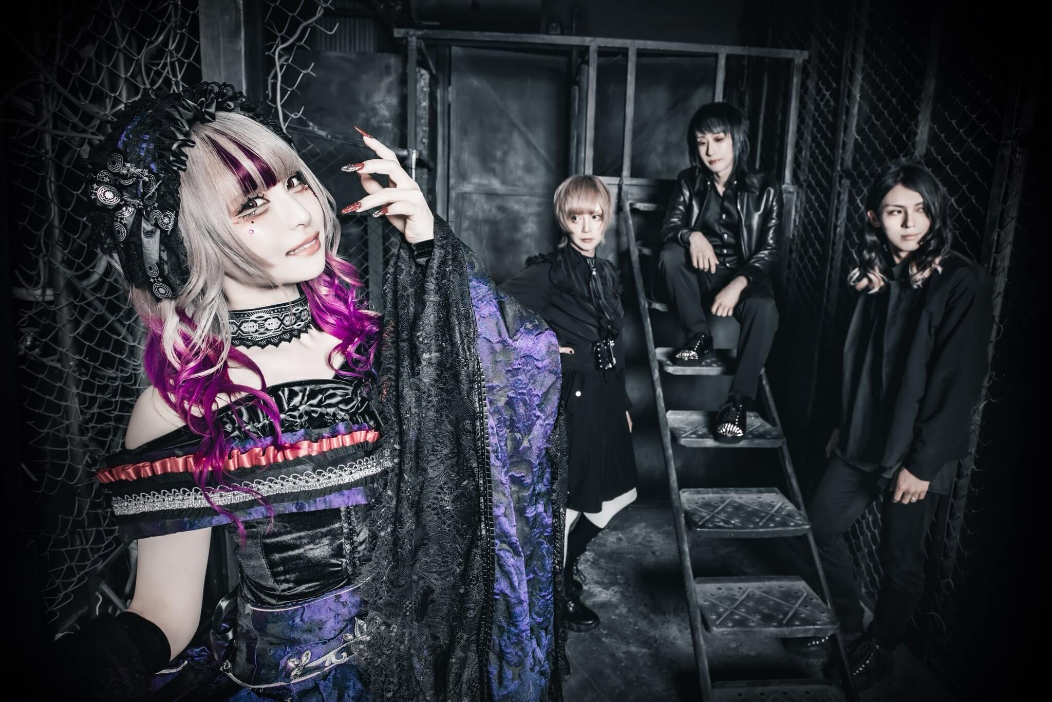 DIABLEVOIX group photo | vkgy (ブイケージ)