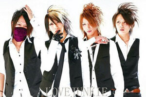 LOVE JUNKIE group photo | vkgy (ブイケージ)